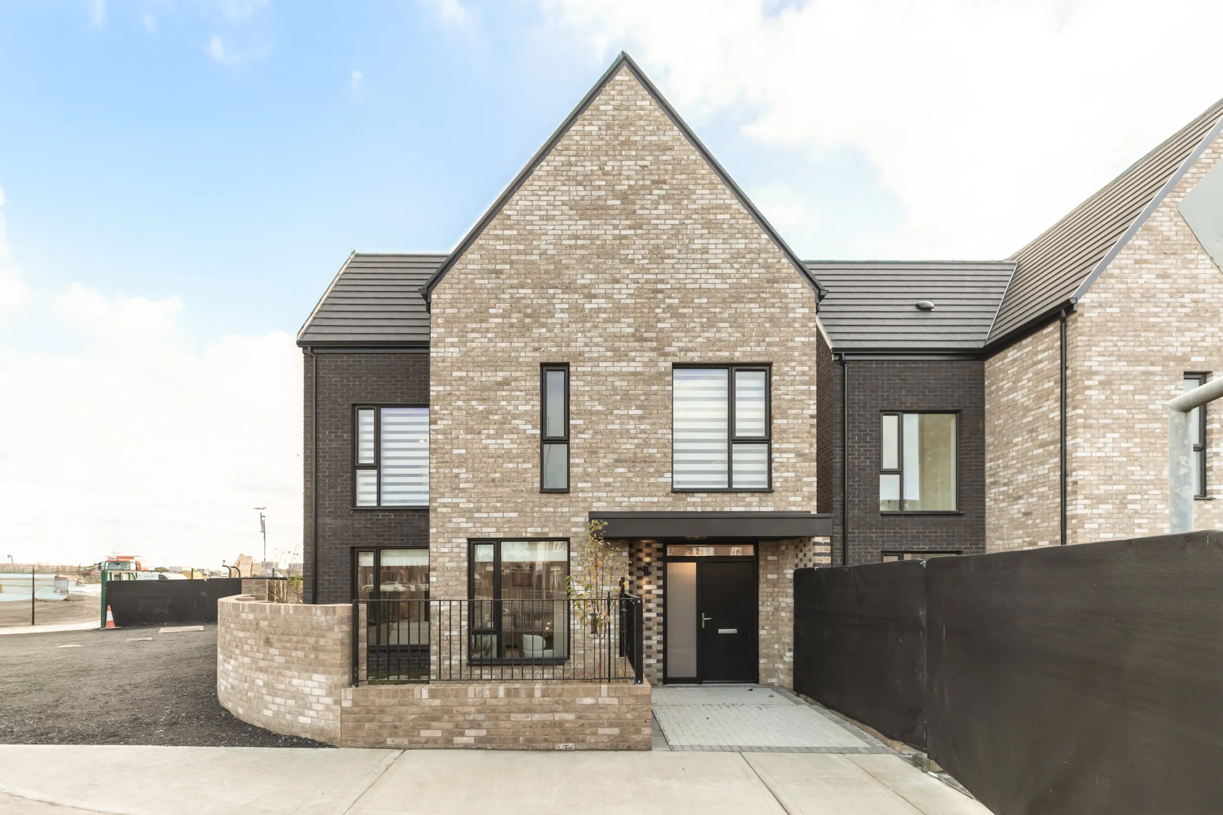 Hollybrook - About Us - Hollybrook UK